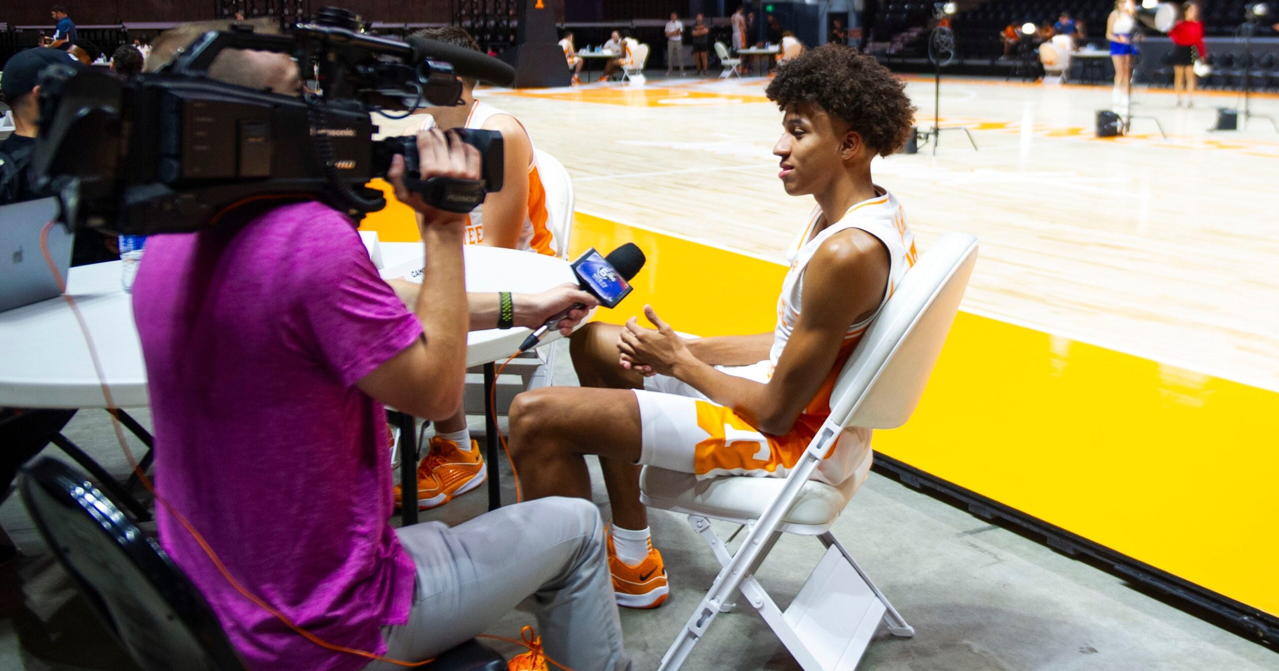 Tennessee freshman Cam Carr dealing with preseason injury