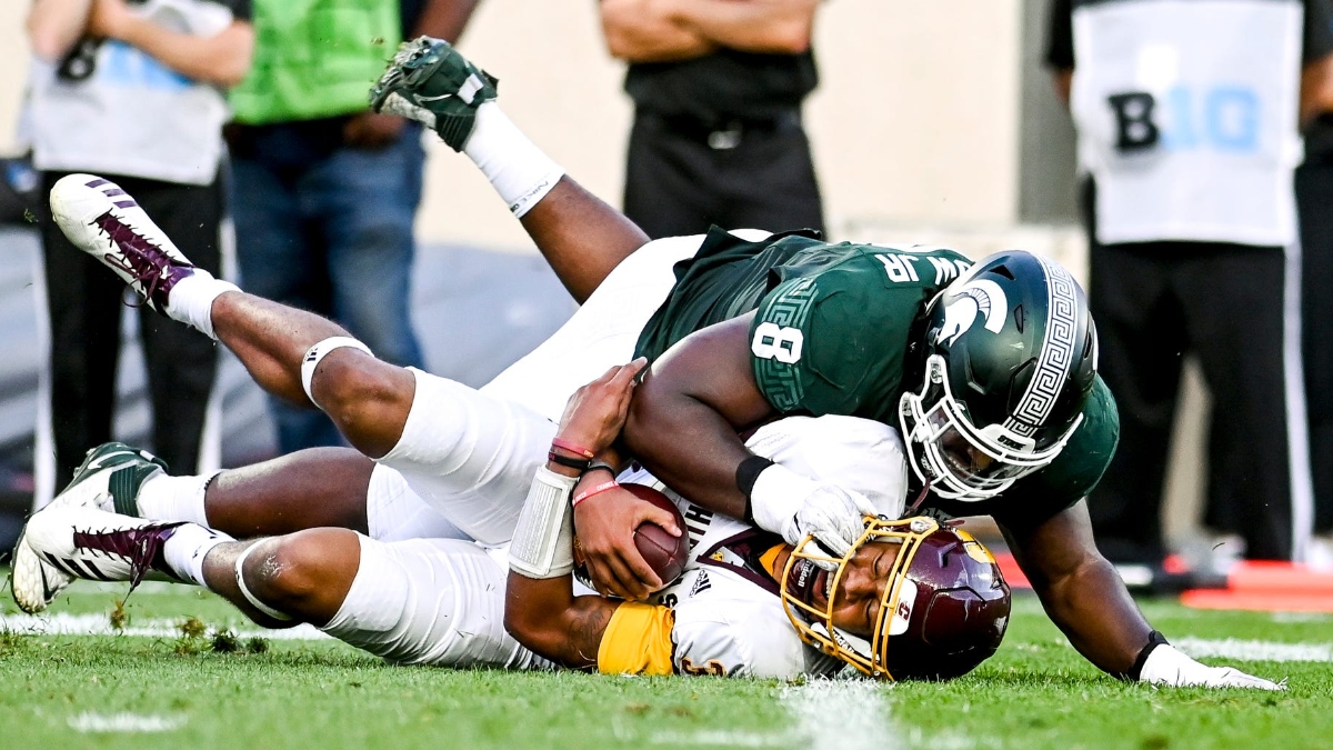 Analysis: Michigan State's Simeon Barrow withdraws from portal