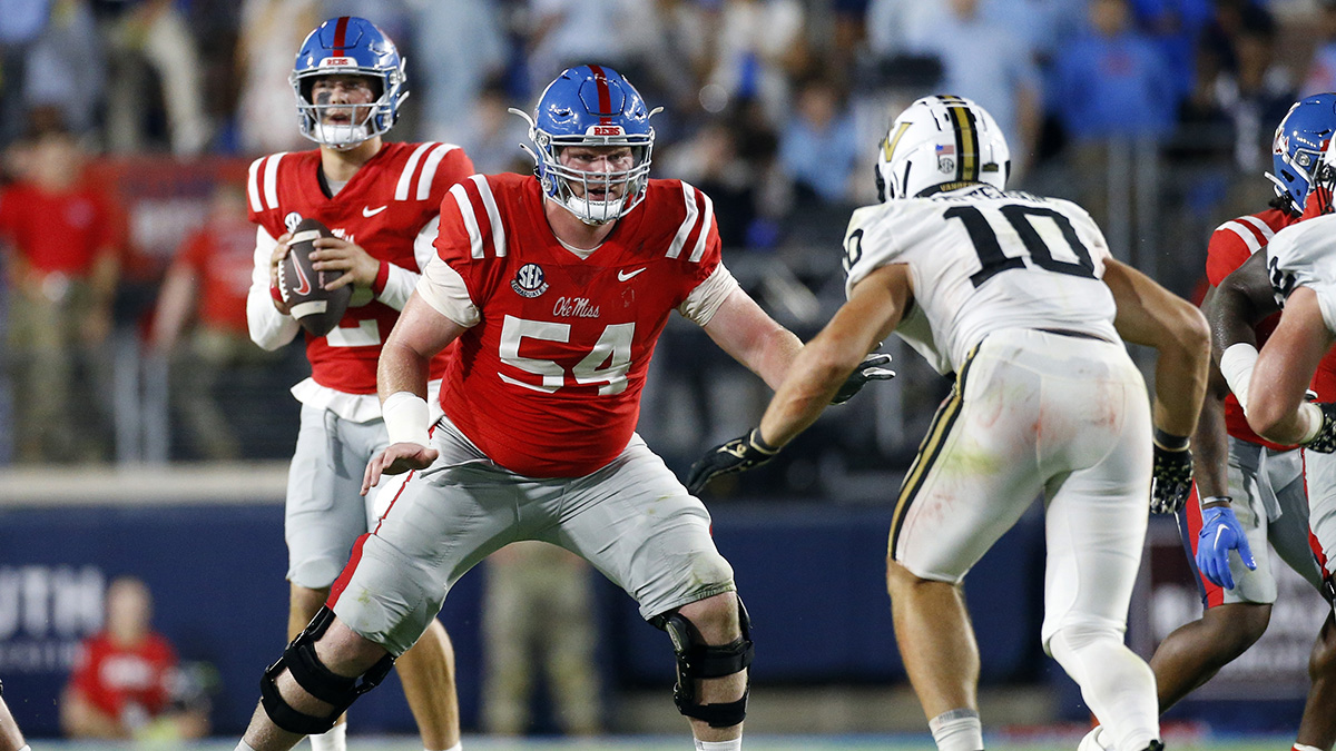 Ole Miss has plenty of experience in Caleb Warren