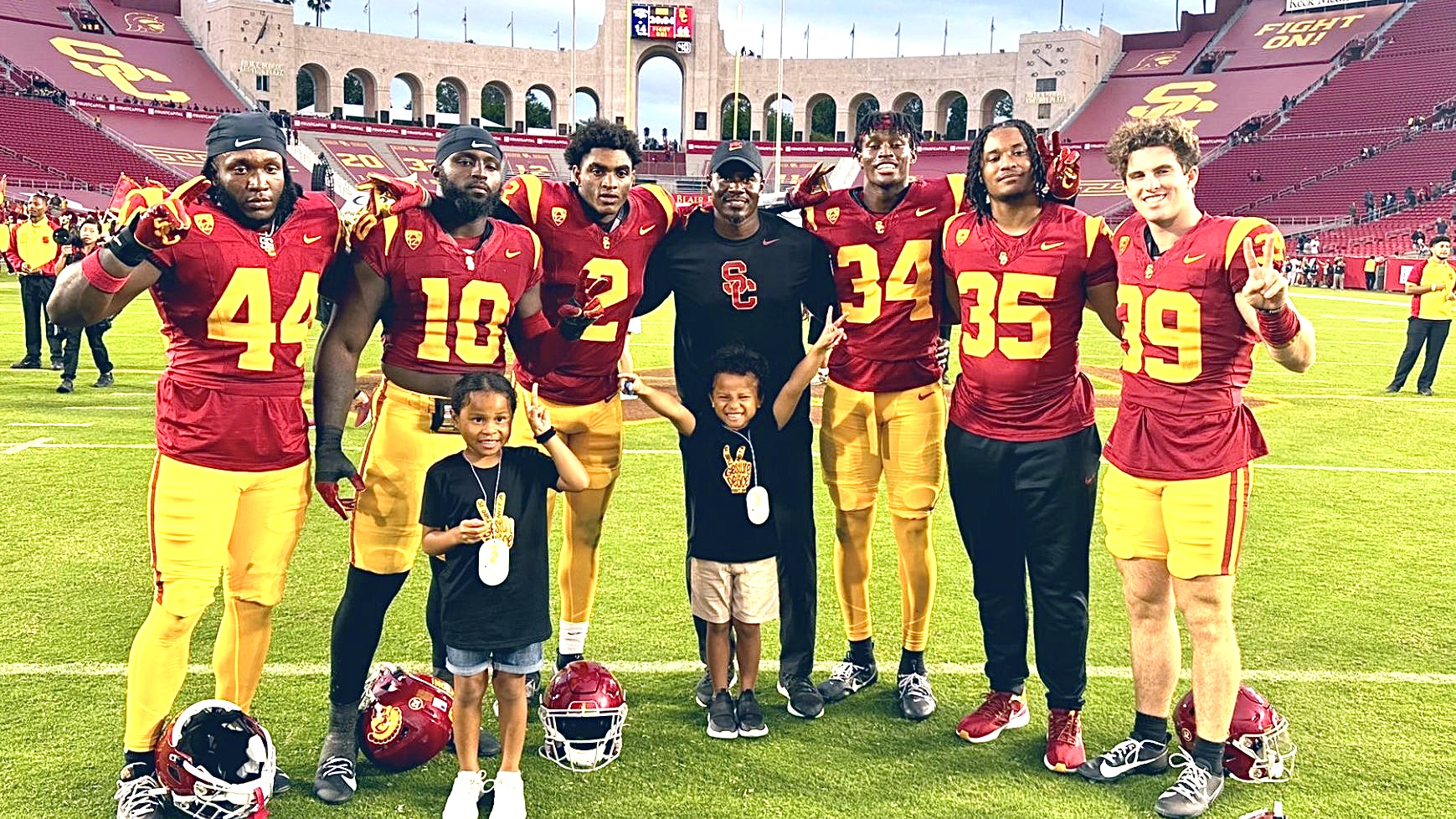 USC Hoping to Add to Its 2024 Rush End/OLB Recruiting Class