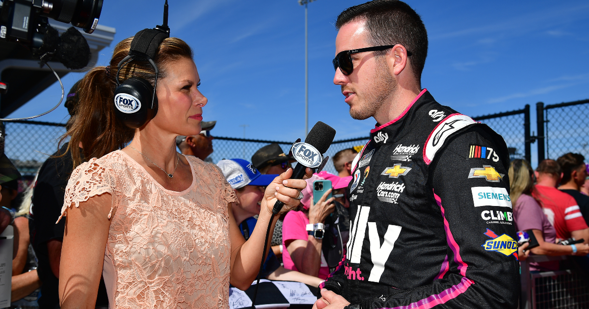 Fox CEO confident new NASCAR TV deal is coming