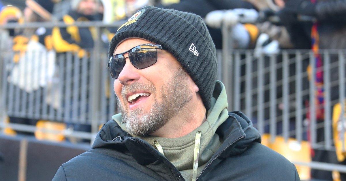 'Fire Matt Canada' sign pops up at College GameDay in Tuscaloosa