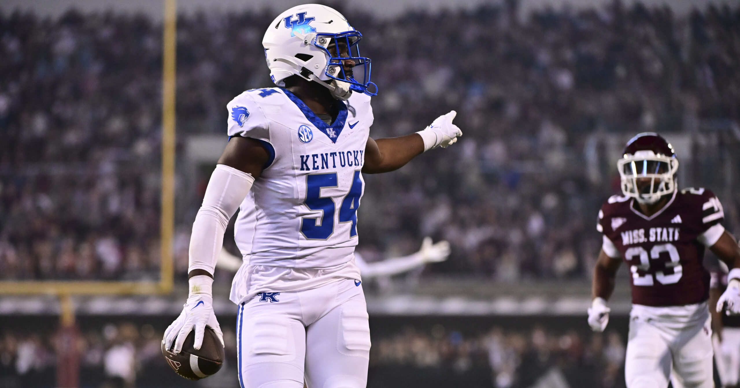 Brad White confident defense is capable of elite play: "They have it ...