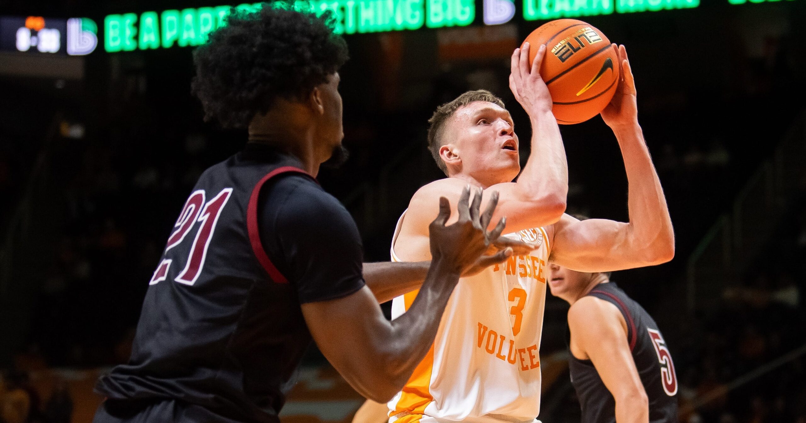 'Definitely a pro': Dalton Knecht lived up to the hype in preseason