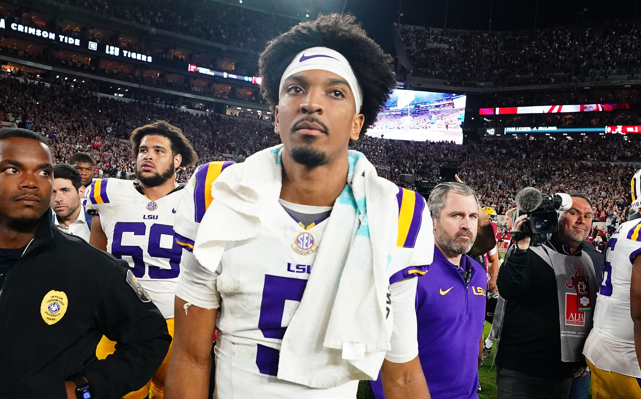 LSU QB Jayden Daniels "day-to-day" ahead of Florida game - On3