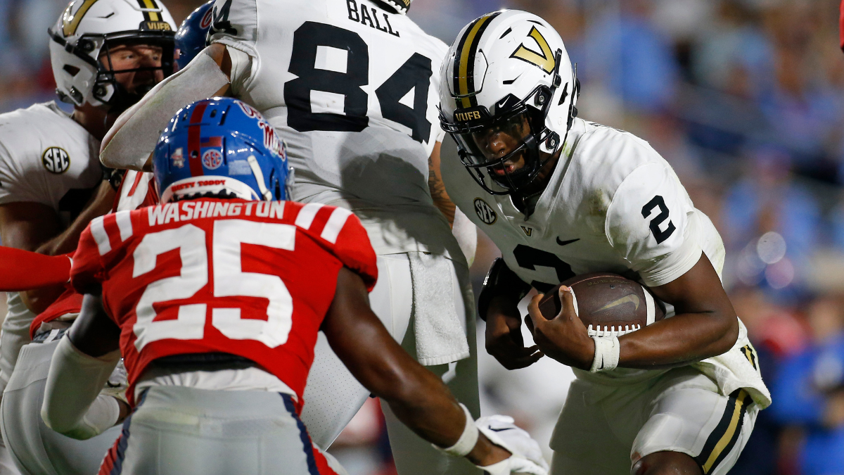 Former Vanderbilt QB Walter Taylor commits to Colorado - On3