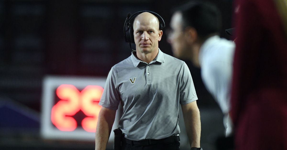 Clark Lea staying mum on Vandy's QB plan at Tennessee