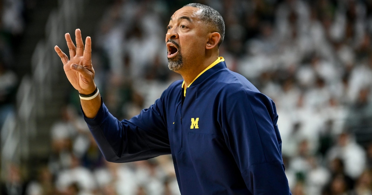 Juwan Howard participates in Michigan shootaround ahead of St. John's ...