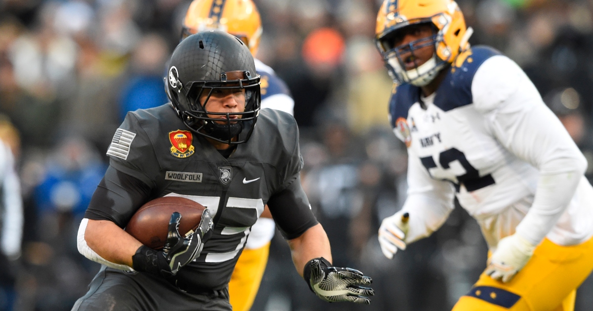 Army, Navy reveal special uniforms for 2023 edition of rivalry game - On3