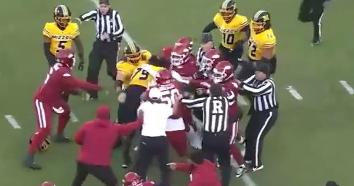 Arkansas-Missouri fight: Rivals get into it, leading to ejections