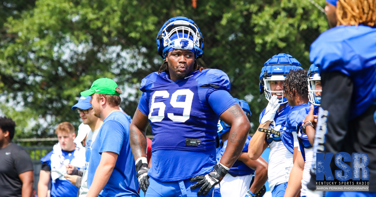 Kentucky football left tackle Marques Cox announces return for 2024