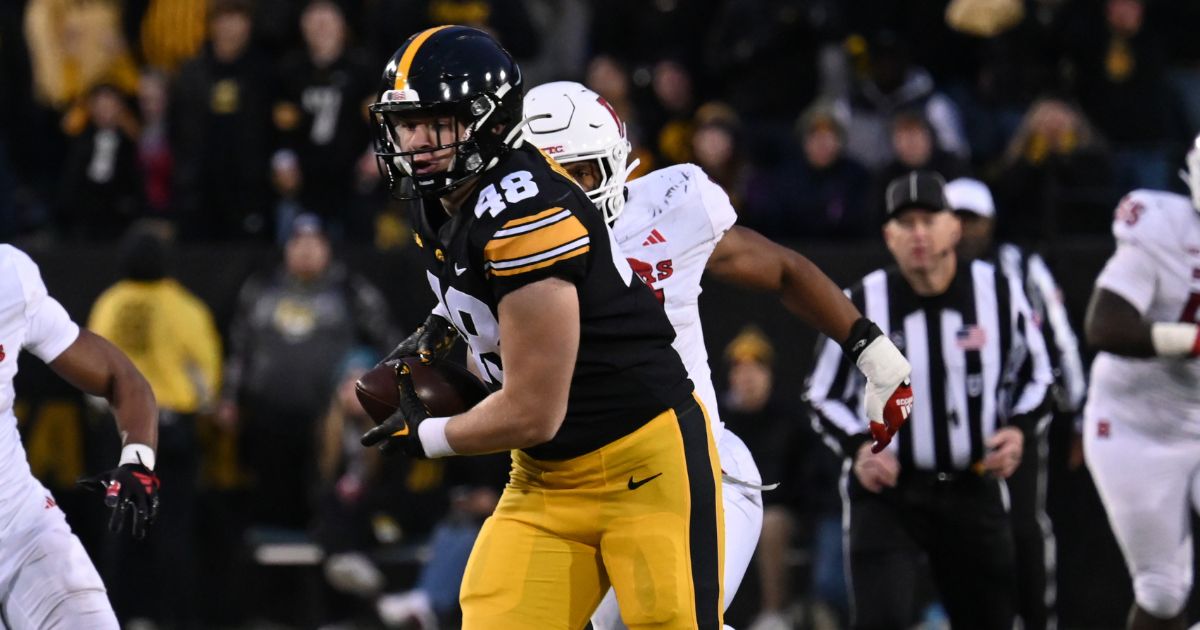 Iowa Hawkeyes True Freshmen Tracker