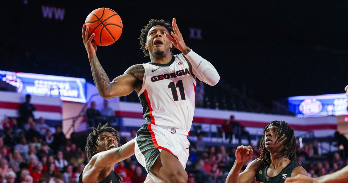 Georgia set for rivalry game between two streaking squads