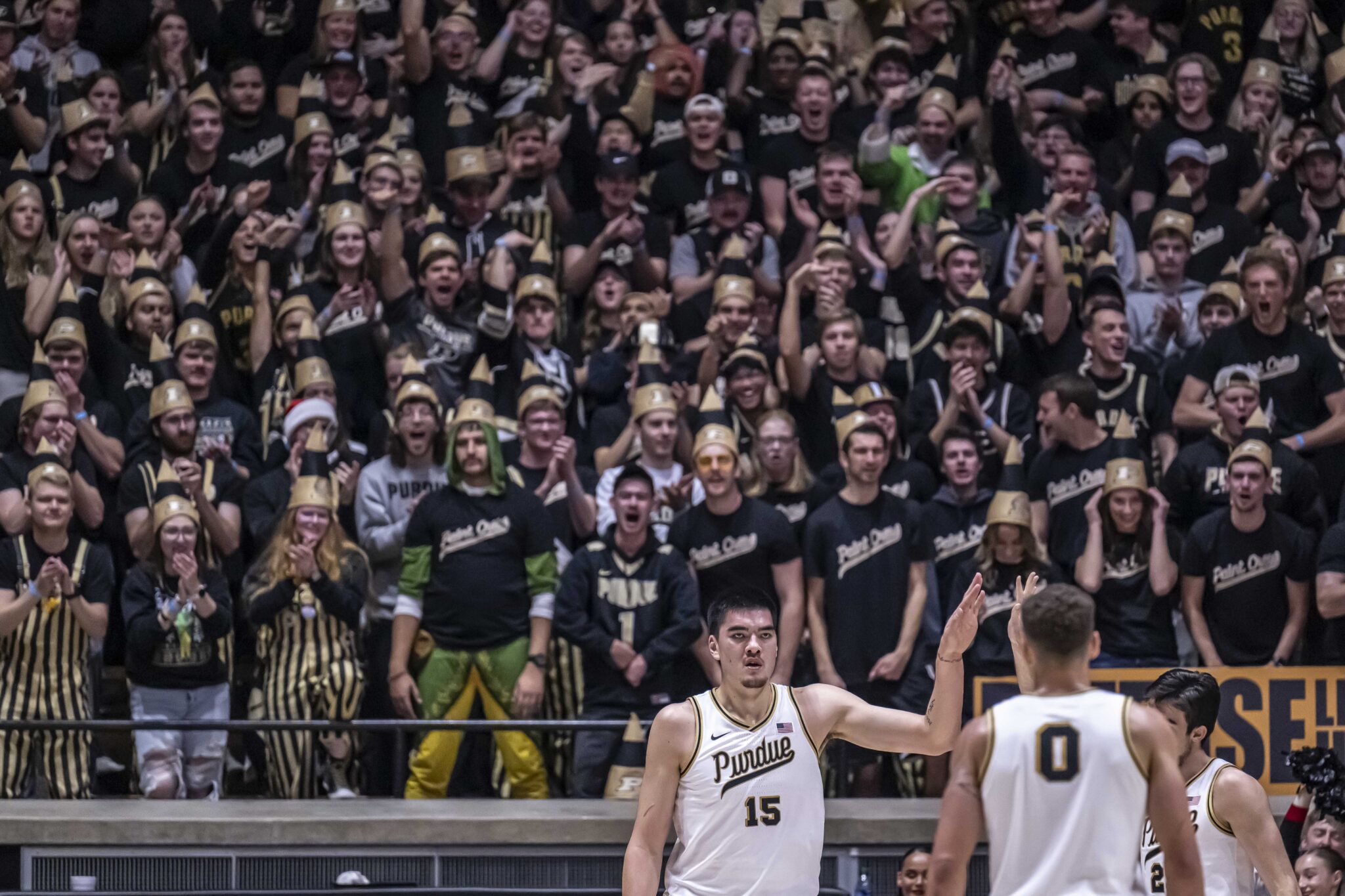 'When I’m back in Toronto, I’m just Julia.' Zach Edey's mom reflects on ...