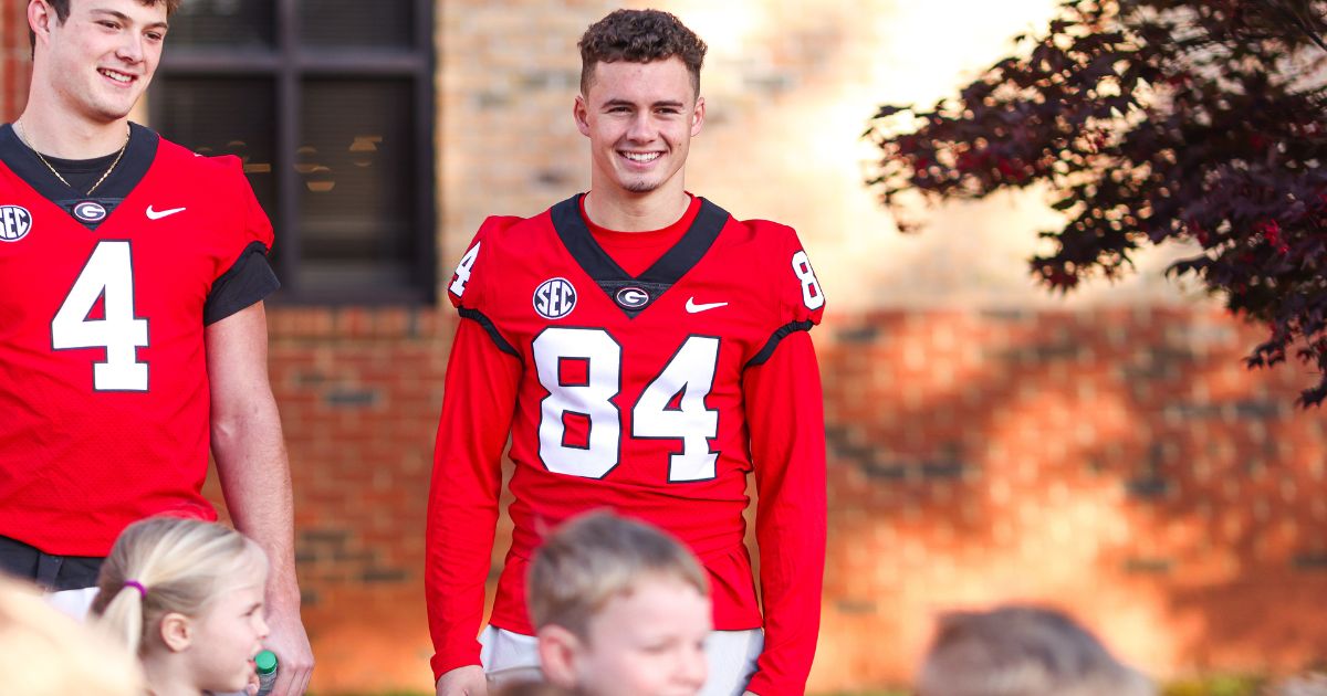 Ladd McConkey recognized with Wuerffel Trophy for community service