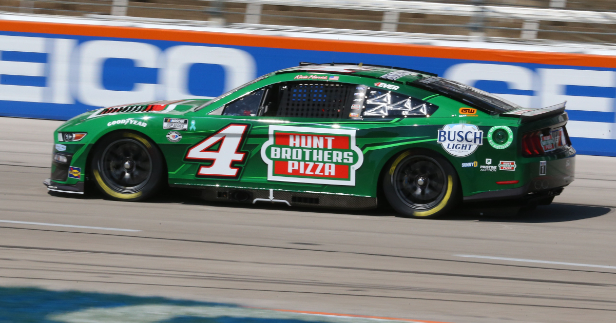 Kevin Harvick passes Hunt Brothers Pizza sponsorship to Joey Logano ...