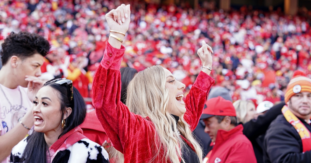 Brittany Mahomes calls refs 'MVP' after Chiefs' loss to Bills