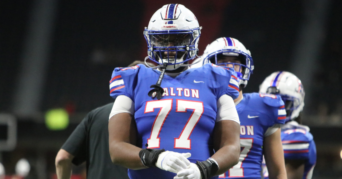 4-star OL Daniel Calhoun signs National Letter of Intent to Georgia