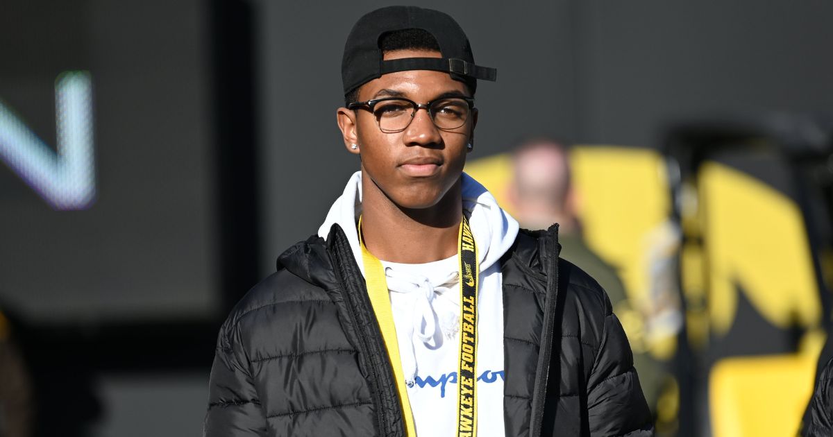 Payne makes college decision