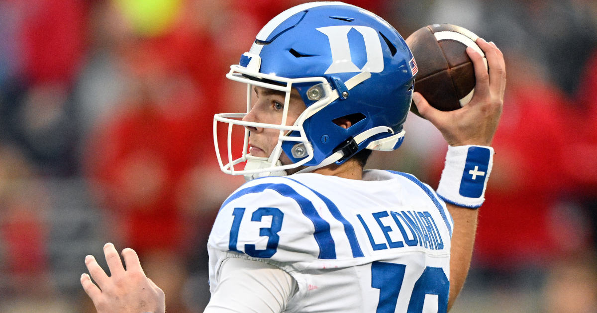 Notre Dame QB Riley Leonard out for winter workouts after ankle surgery ...