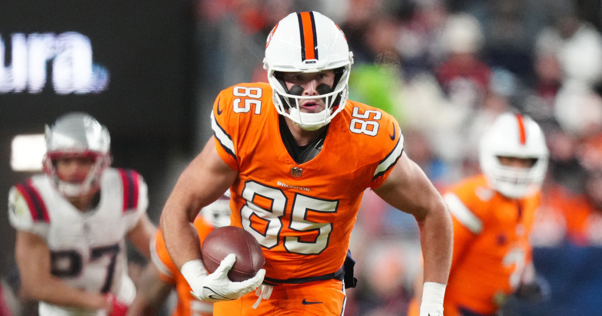 Former Florida TE Lucas Krull scores first career TD in 4Q of Broncos ...