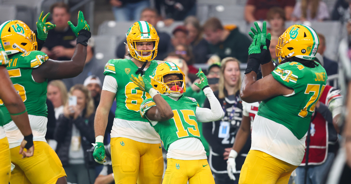 Five takeaways from Oregon's blowout win over Liberty in the Fiesta Bowl - On3