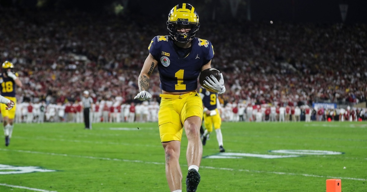Blake Corum describes Michigan huddle before critical play by Roman ...