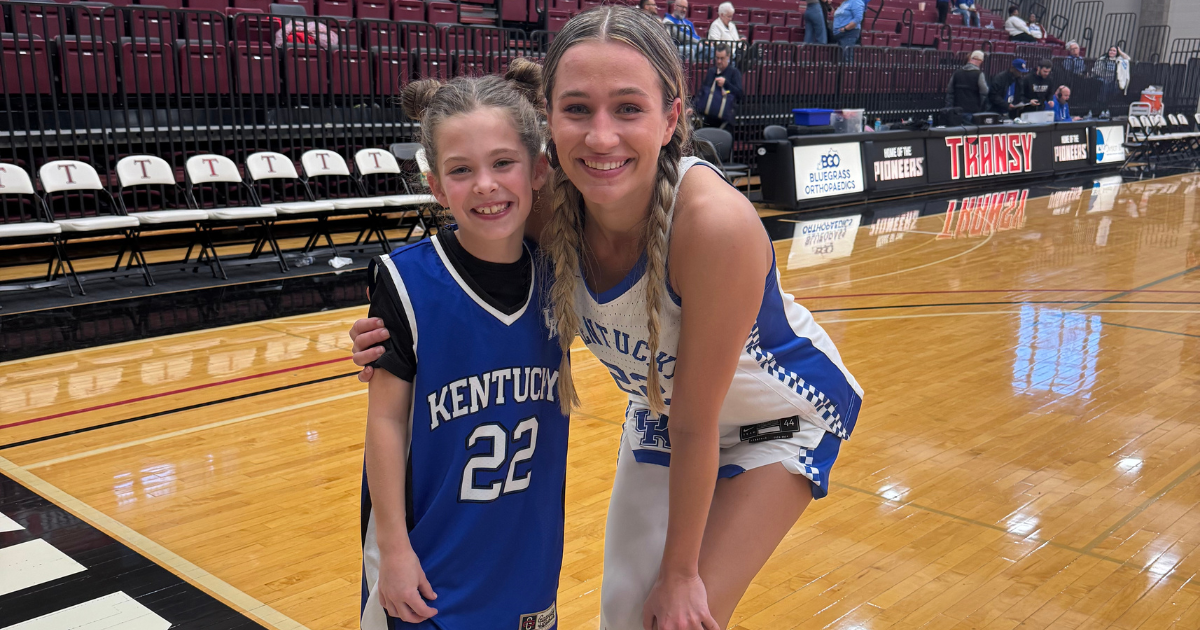 Kentucky WBB’s Maddie Scherr shares special moment with young fan