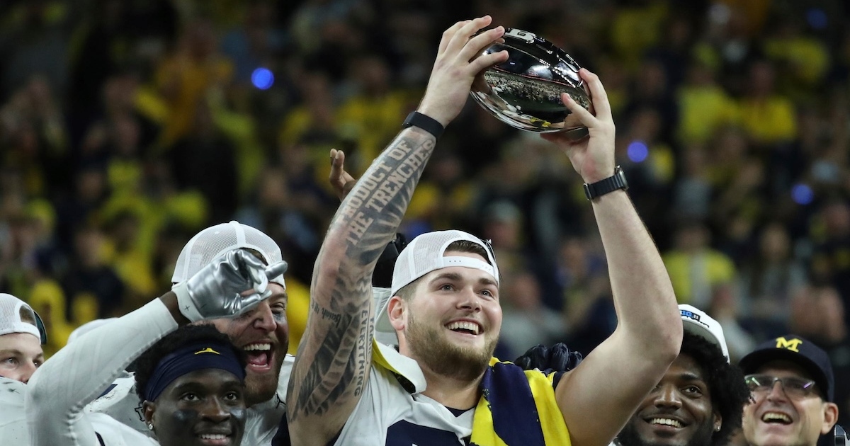 Sherrone Moore details how Zak Zinter stayed involved after injury - On3