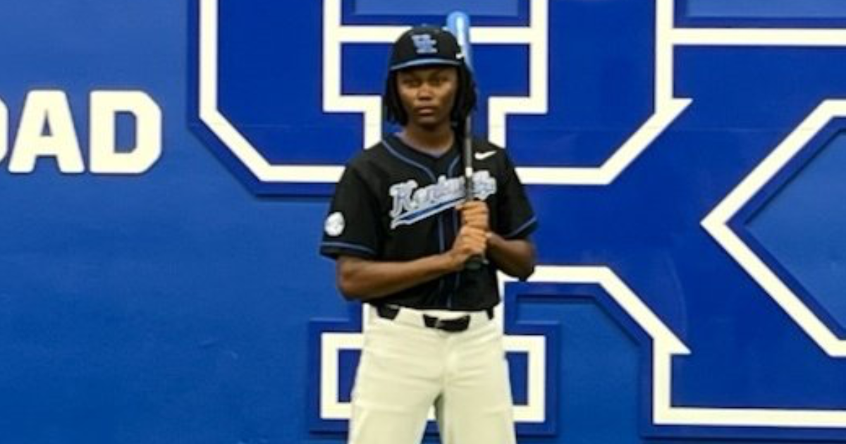 Kentucky Baseball Commit Khaleel Pratt goes viral for Poster Dunk