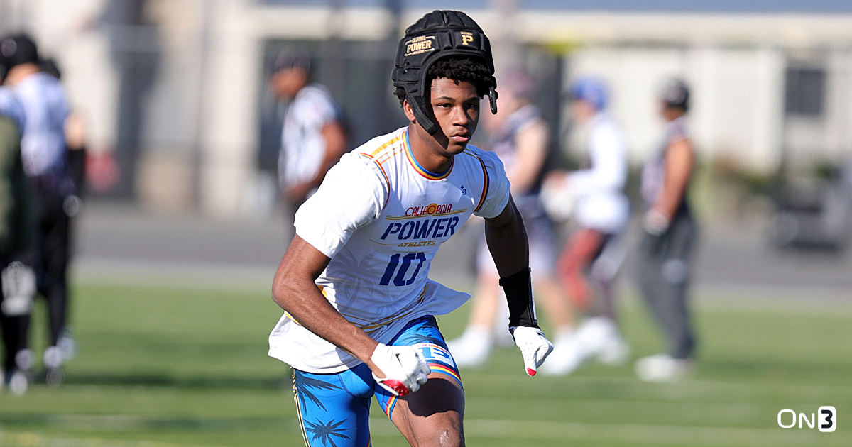 An SEC battle could be shaping up for 2025 4-star WR Travis Smith - On3