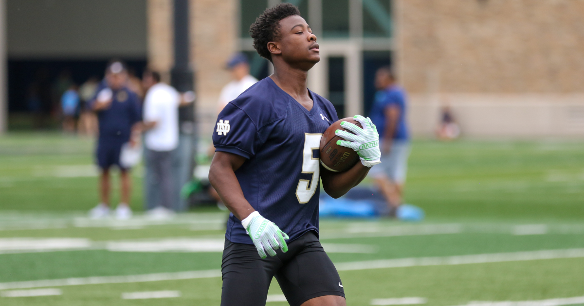2025 WR Koby Howard hears from Notre Dame coach Mike Brown