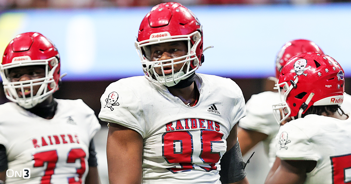 2025 Five-star Plus+ DL Elijah Griffin continues to feel the love at ...