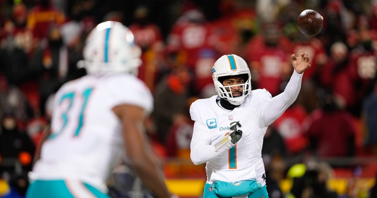 Miami Dolphins GM wants Tua Tagovailoa with team 'long term'