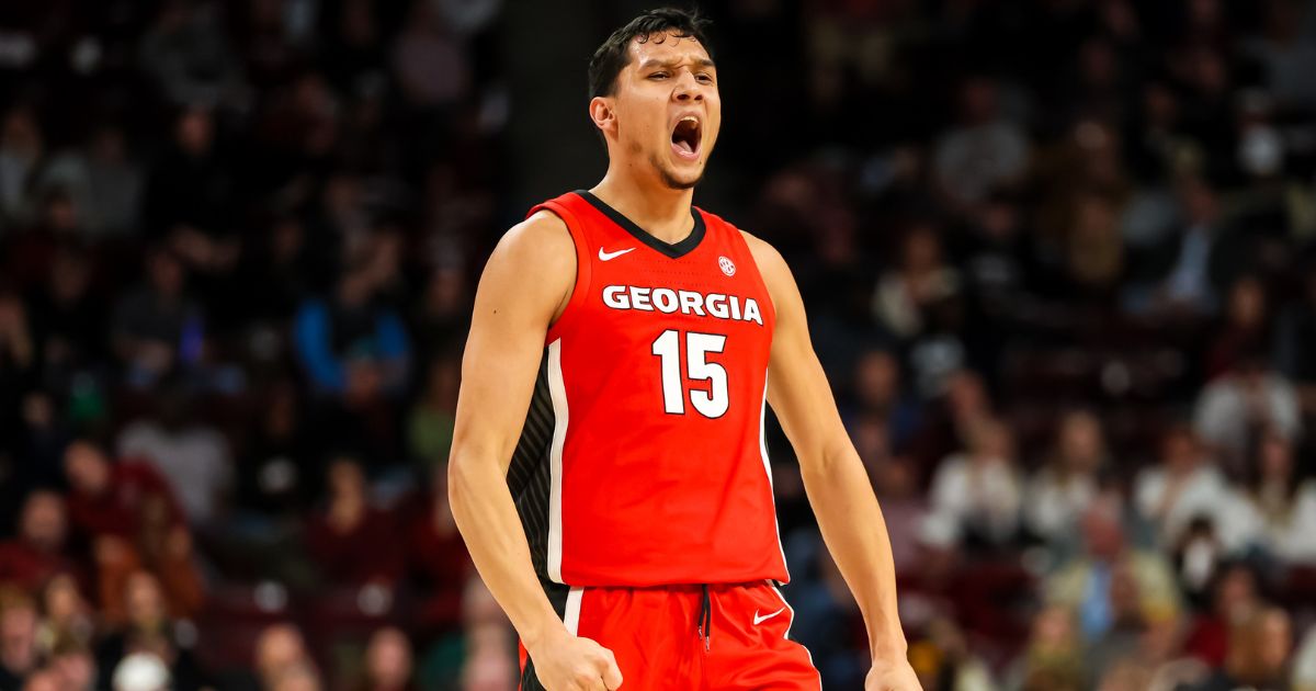 Georgia takes 'Road Dawg' mentality into matchup at Kentucky