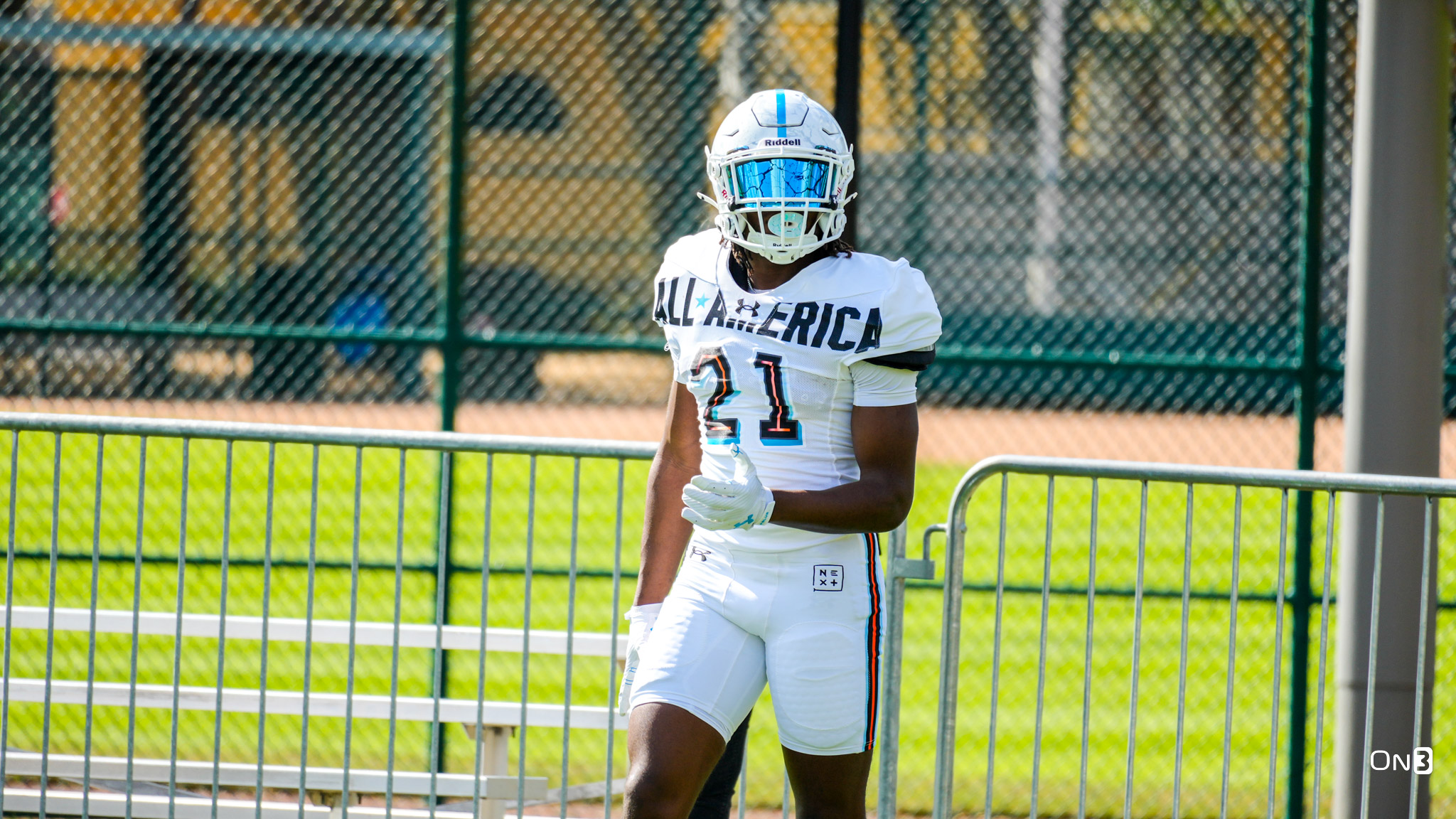 The latest recruiting intel on 5-star athlete Terry Bussey - On3