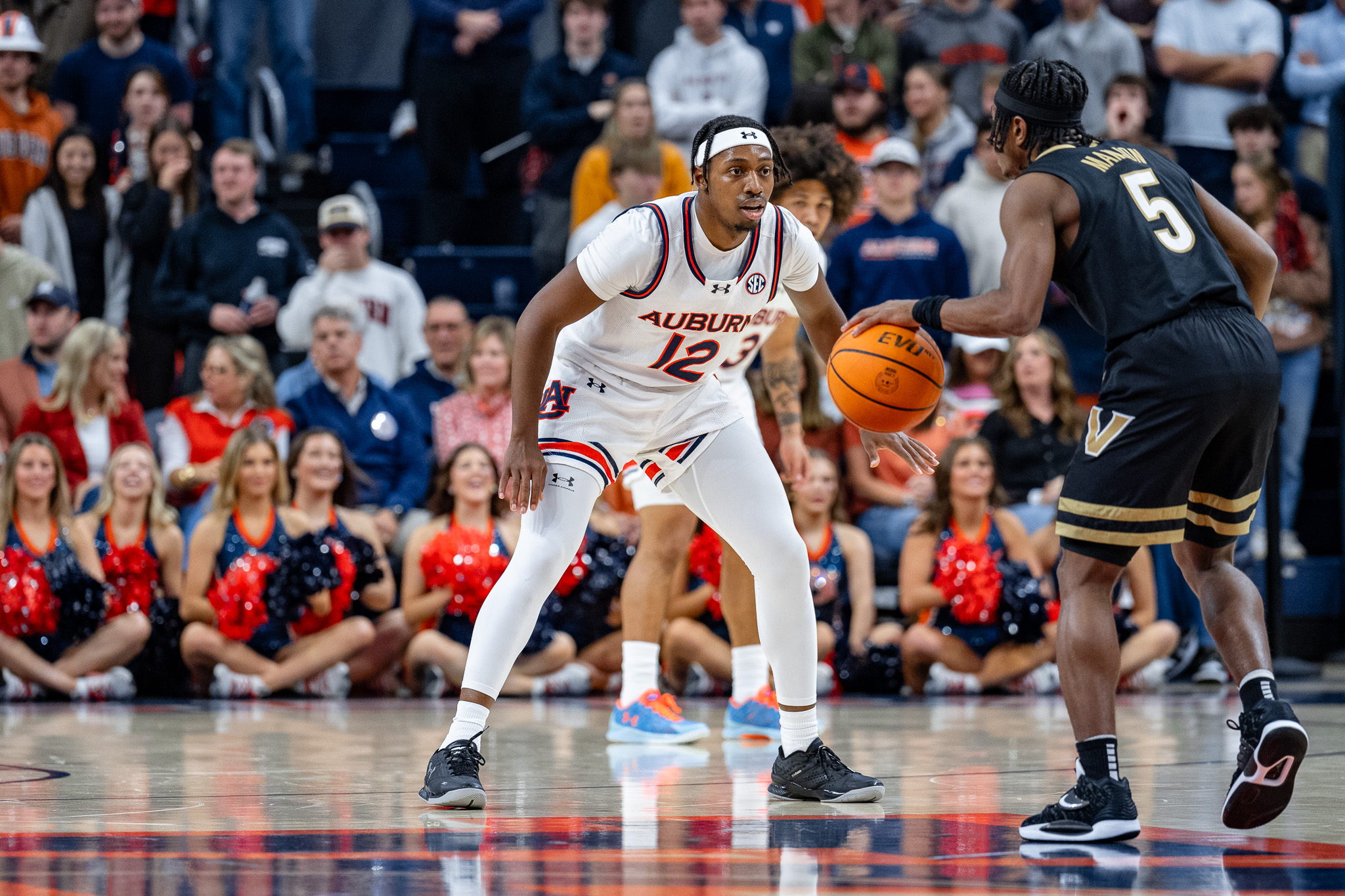 Scenes from the Tigers' dominating win over the Commodores