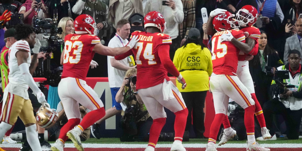 Patrick Mahomes reveals Mecole Hardman didn't realize he scored Super ...