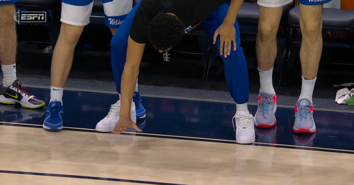 So far, Auburn is "too small" vs. Kentucky; Cats lead by 10 at half