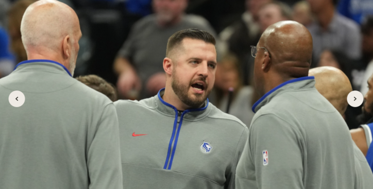 Former Florida State guard, current NBA coach Loucks visits FSU