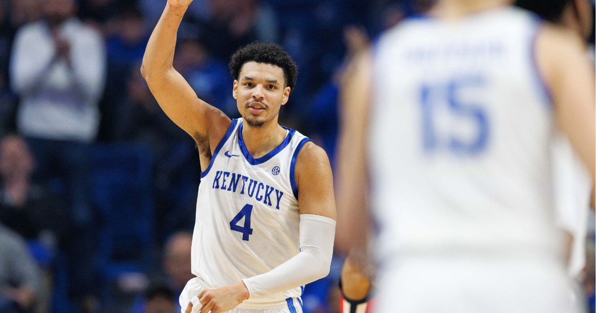John Calipari says Tre Mitchell is getting close to a return