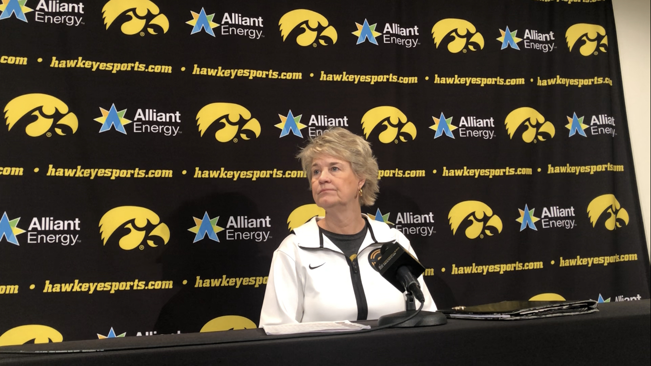 Lisa Bluder talks Senior Day, previews Ohio State