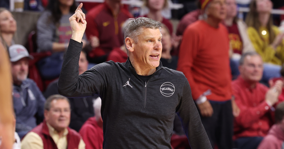 Porter Moser encouraged by pain he saw in Oklahoma players' eyes ...