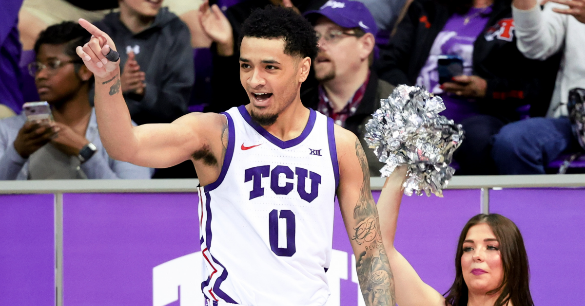 TCU nails shot from opposite 3-point arc after wild sequence to end ...