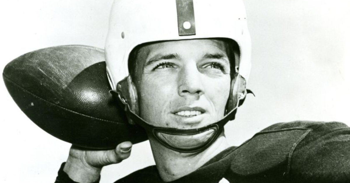 Clell Hobson Sr., Alabama's oldest living former QB, dies at age 93