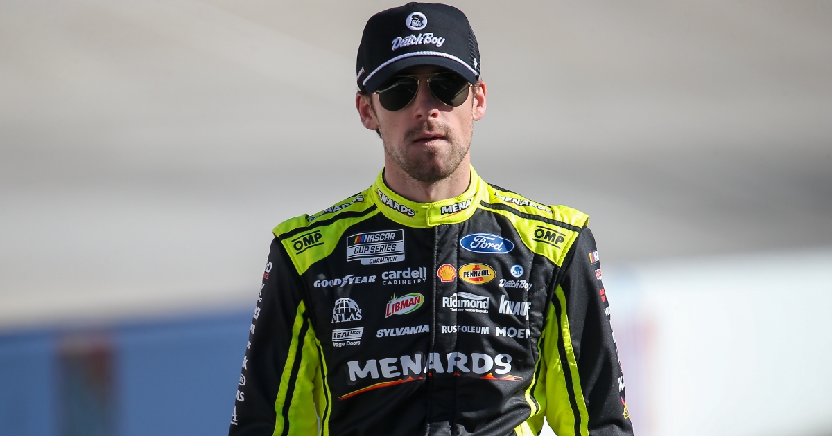 Ryan Blaney furious with NASCAR for throwing red flag, helping Kyle ...