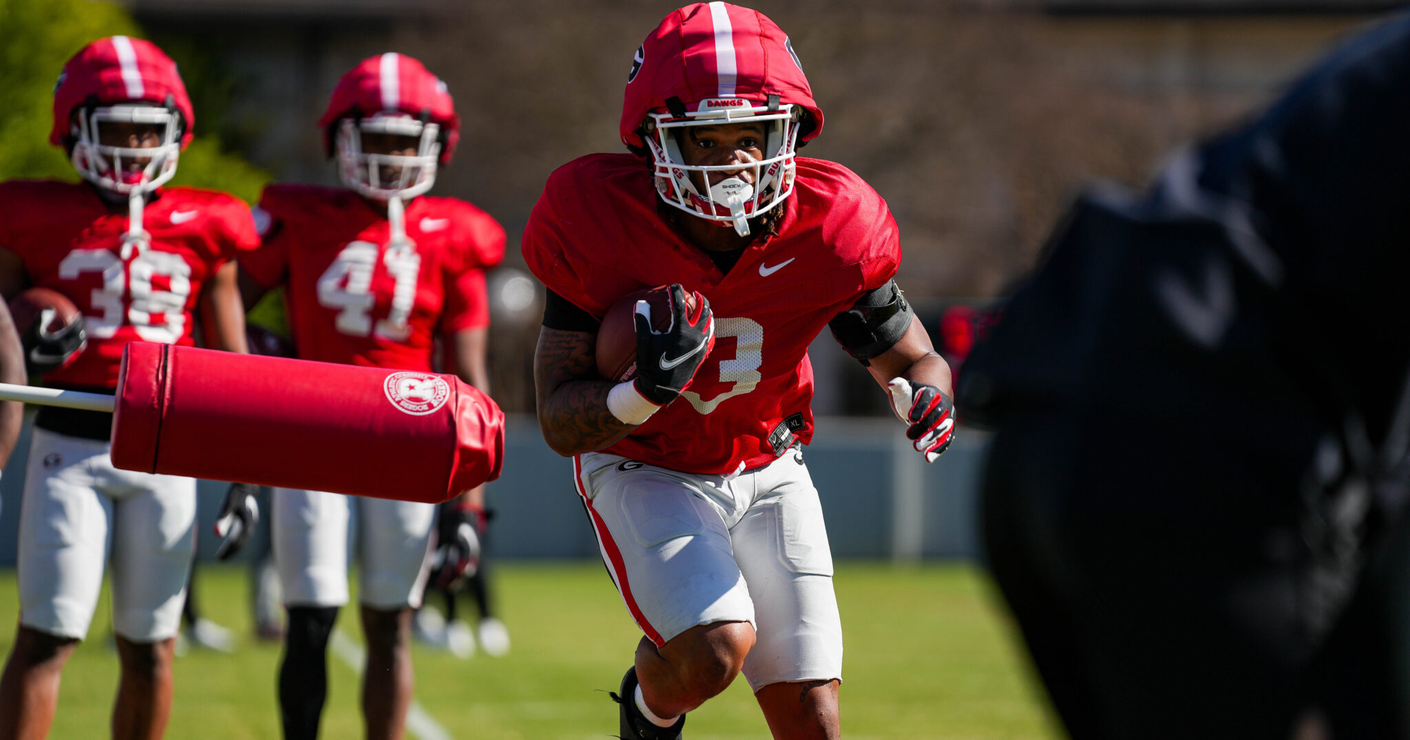PHOTOS: Georgia back in action as Bulldogs suit up in full pads