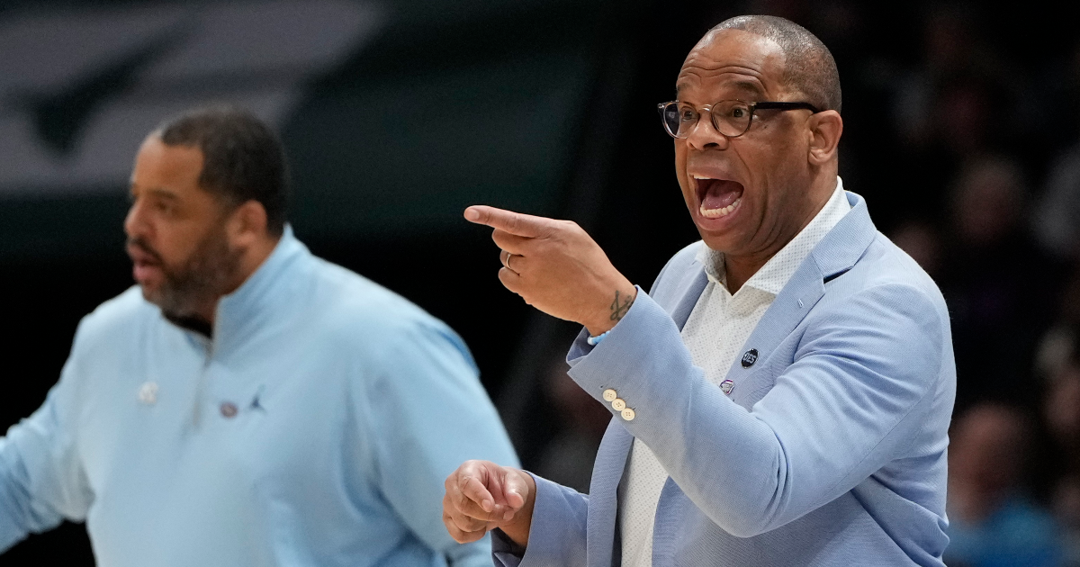 Hubert Davis on his fiery first-half message to North Carolina: 'We can ...