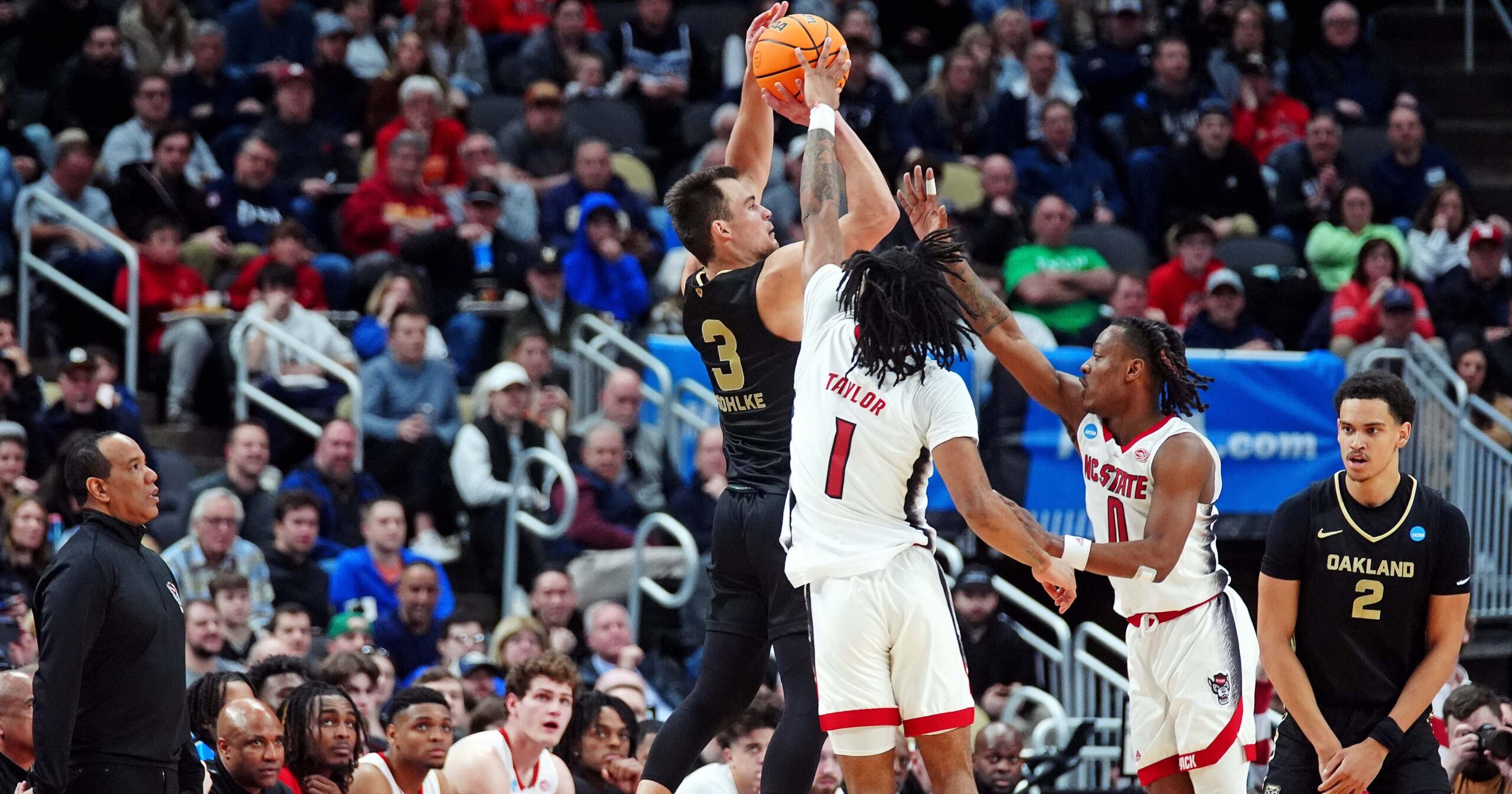 NC State knocks Oakland out of the NCAA Tournament, advances to Sweet ...