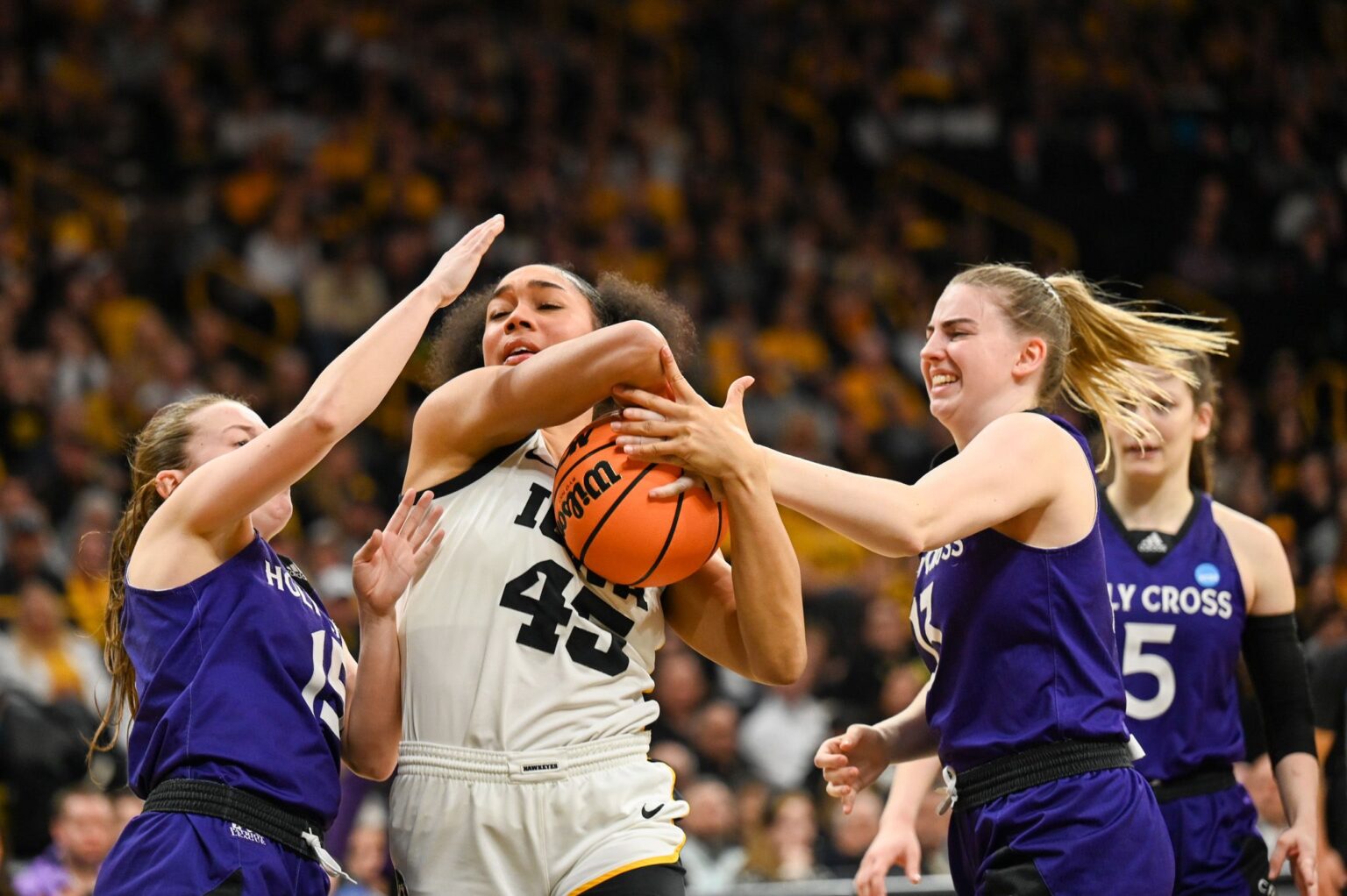 PHOTO GALLERY: Iowa Women's Basketball vs Holy Cross